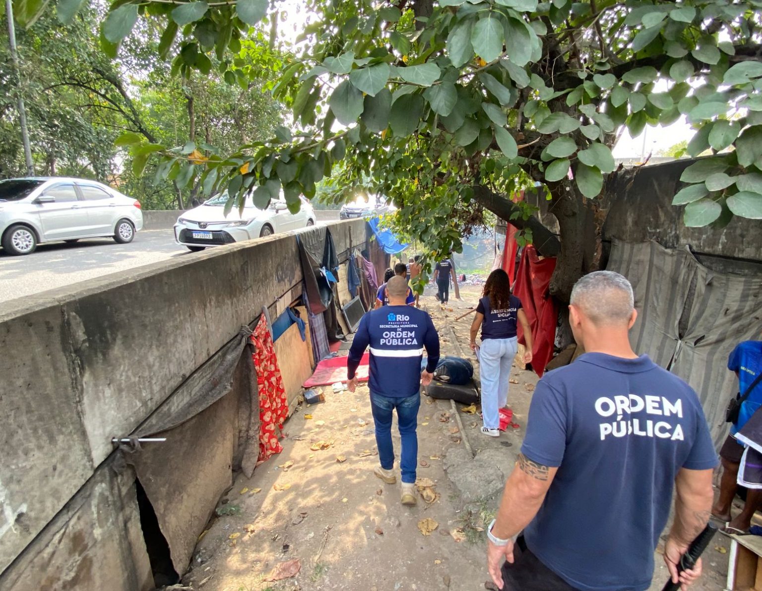 Prefeitura do Rio desmonta mais de 20 acampamentos utilizados por usuários de drogas nas ...